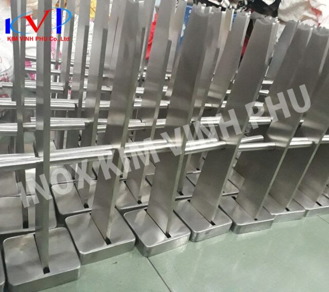 Dịch vụ gia công đánh xước hairline No4 inox tại Inox Kim Vĩnh Phú